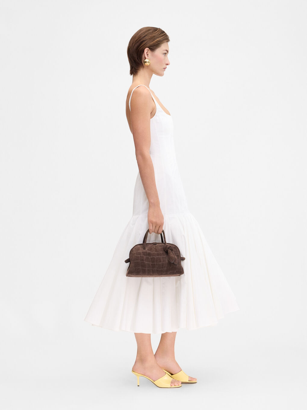 Shop Women's Collection | JACQUEMUS UAE Official Website