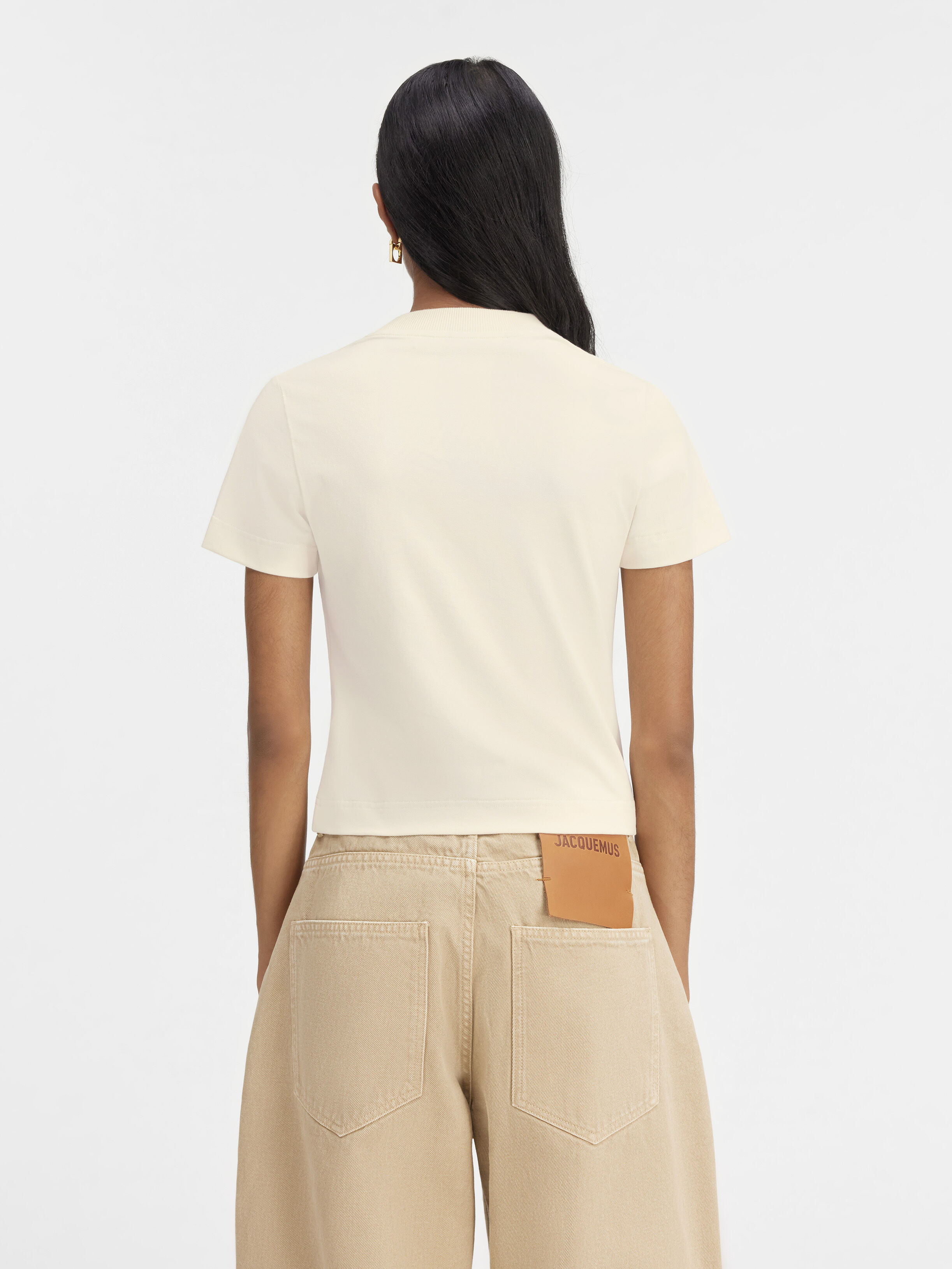 Shop T-Shirts | Jacquemus UAE Official Website Shop T-Shirts | Jacquemus UAE Official Website