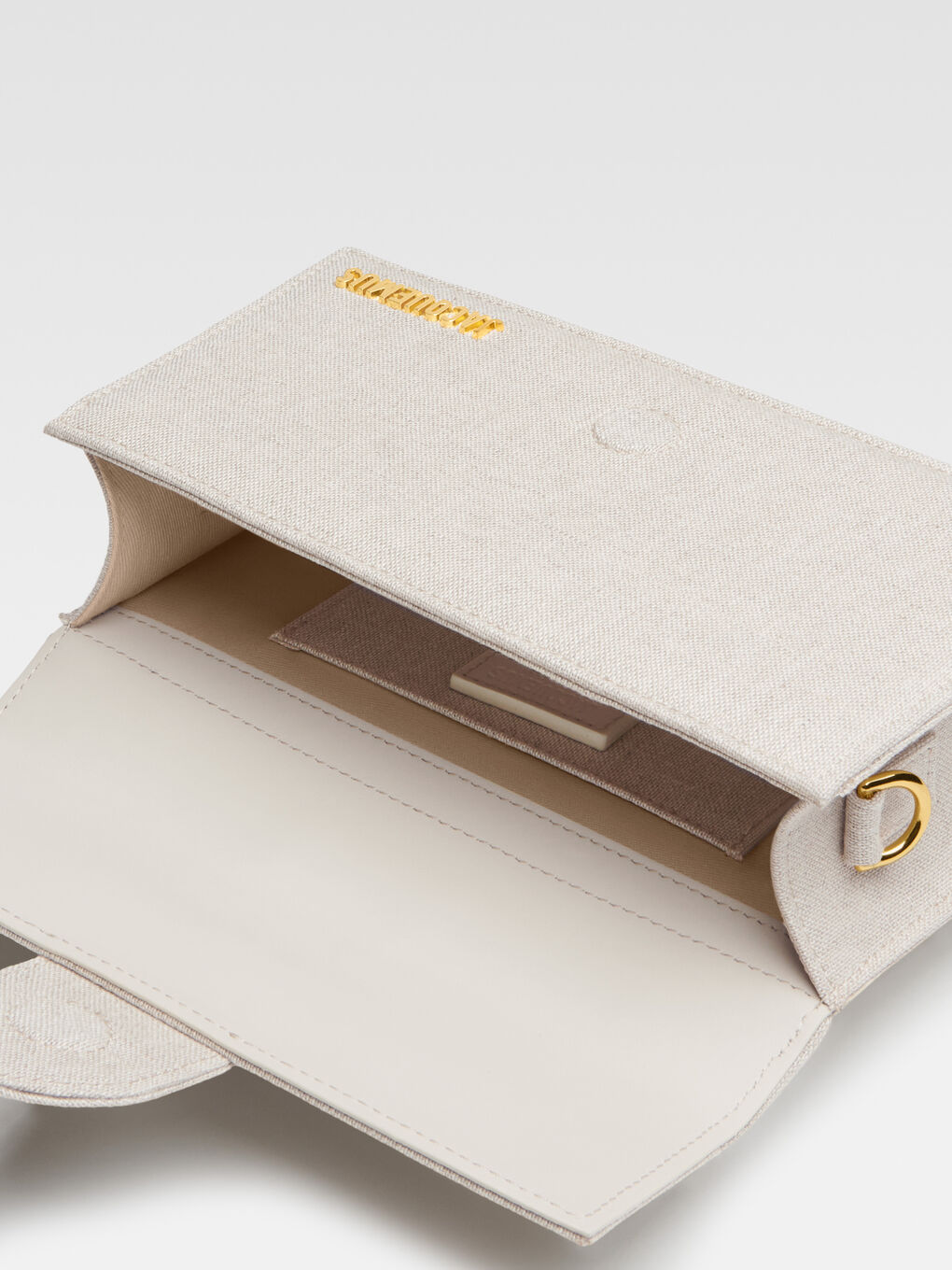 Shop Women's Collection | JACQUEMUS UAE Official Website