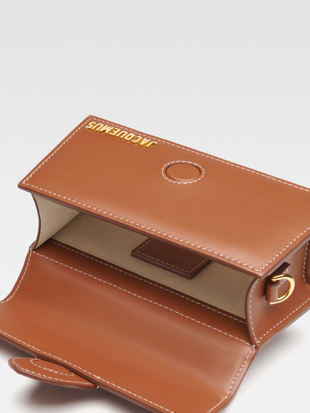 Shop Bags | Jacquemus UAE Official Website