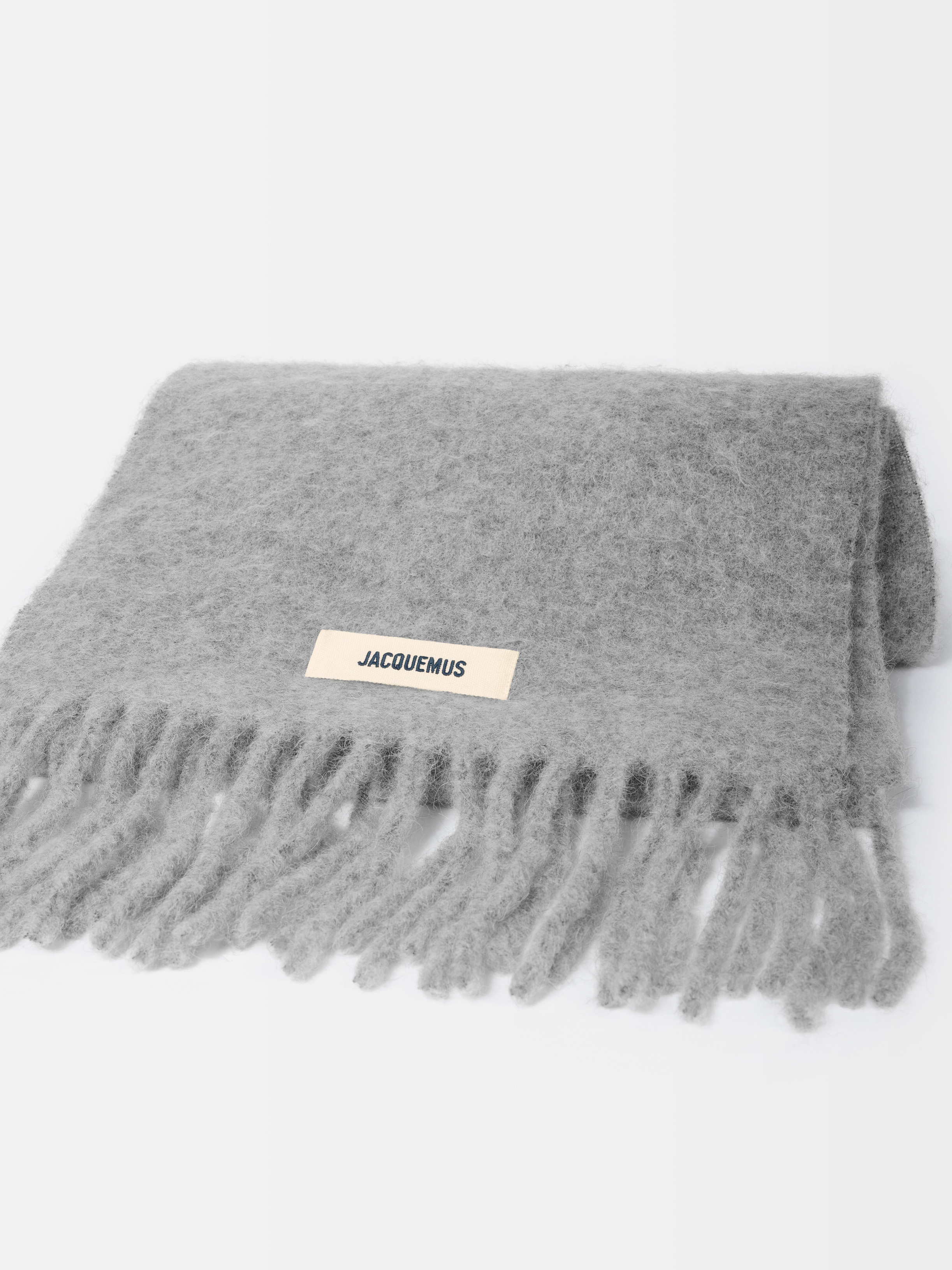 The Carro scarf, Grey | JACQUEMUS UAE